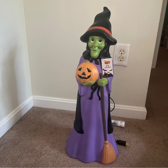 Cracker Barrel | Accents | Halloween Witch Blow Mold Cracker Barrel ...